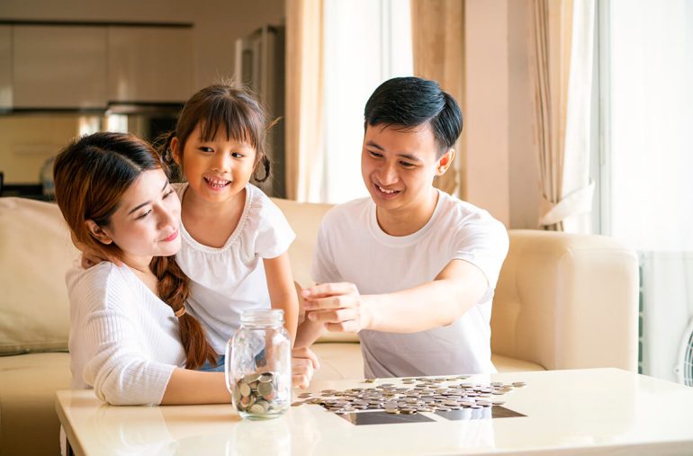 5 Quick And Easy Ways To Save Money As A Parent - u12know